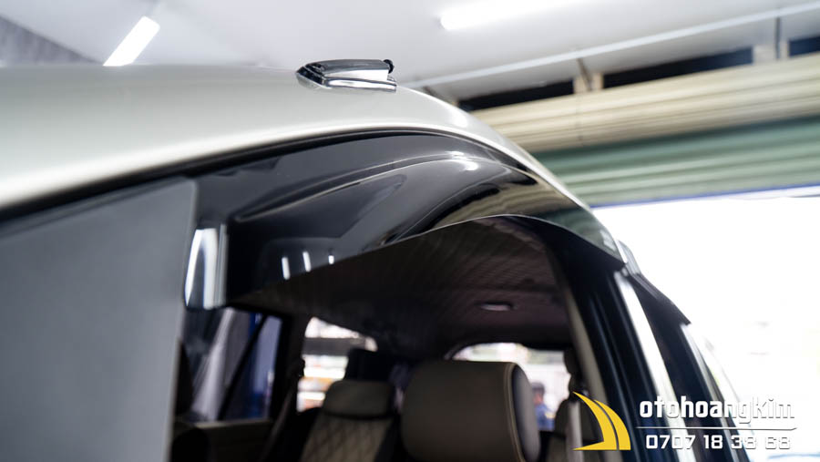 Vè che mưa Innova [2007-2015] đen cao cấp, chất lượng